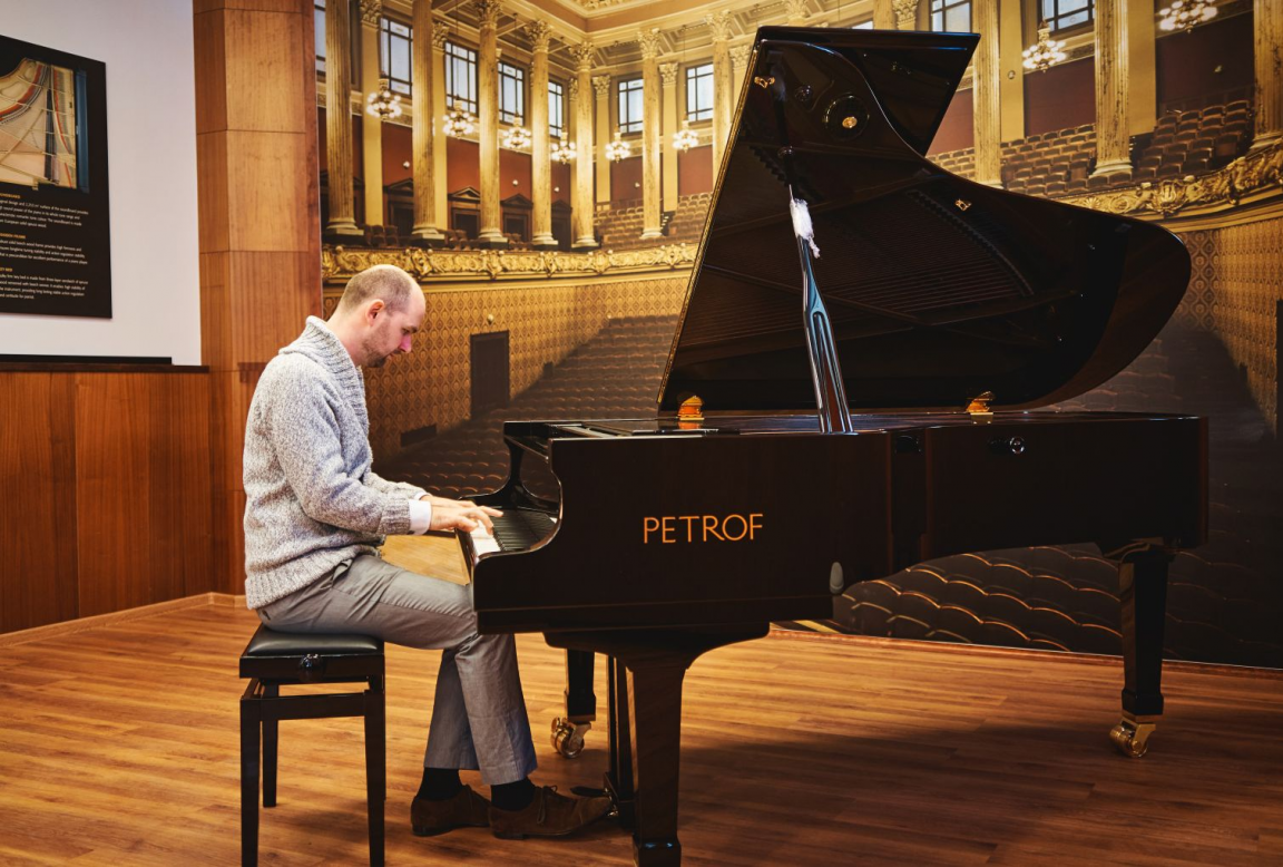 Petrof | PETROF, spol. s r.o.